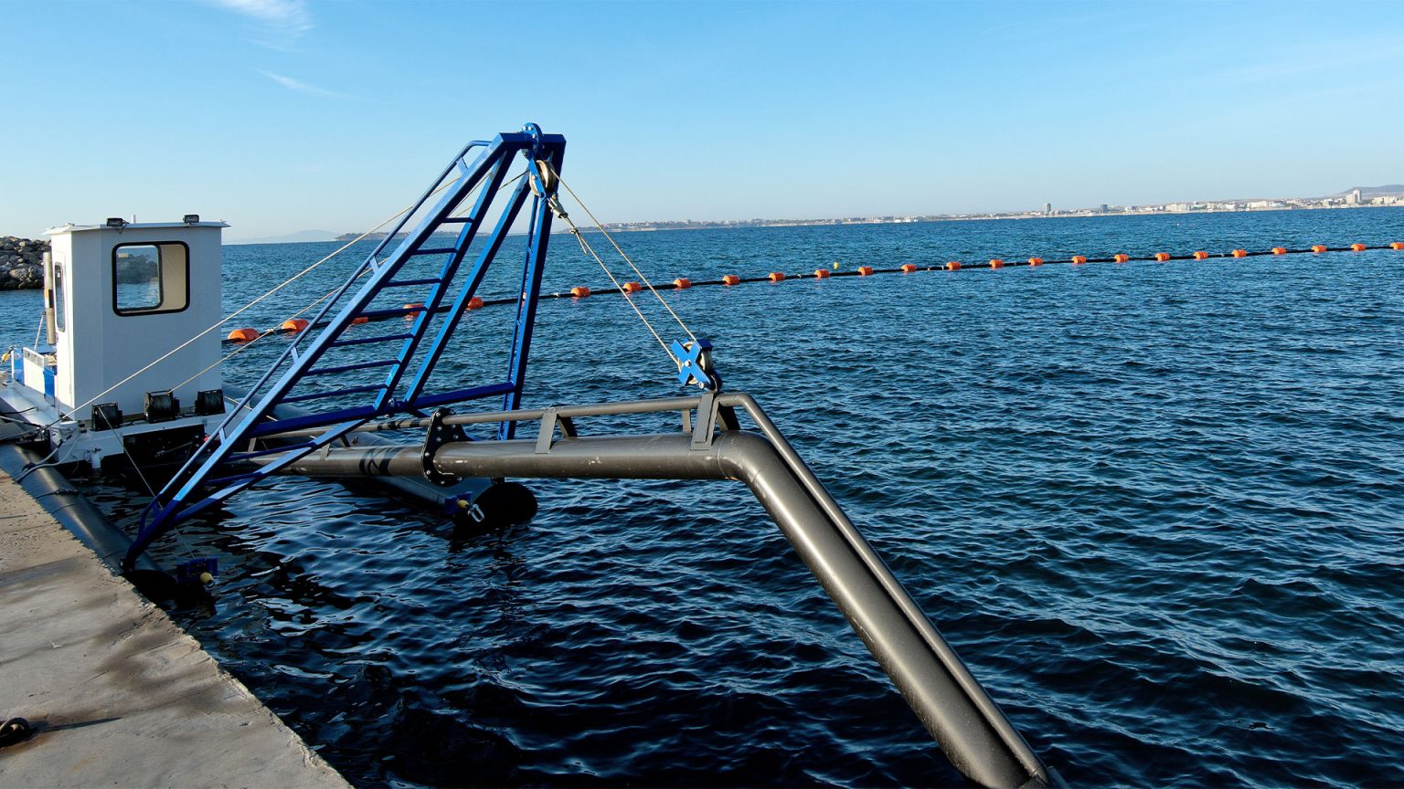 Pipe Flotation in Dredging and Marine Operations