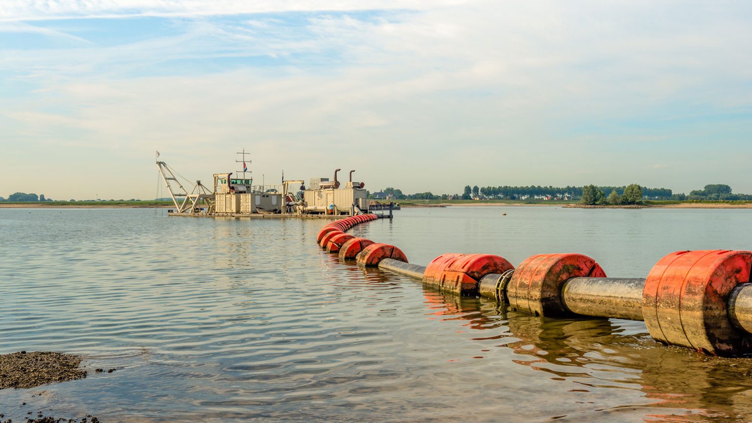 Pipe Flotation in Dredging and Marine Operations